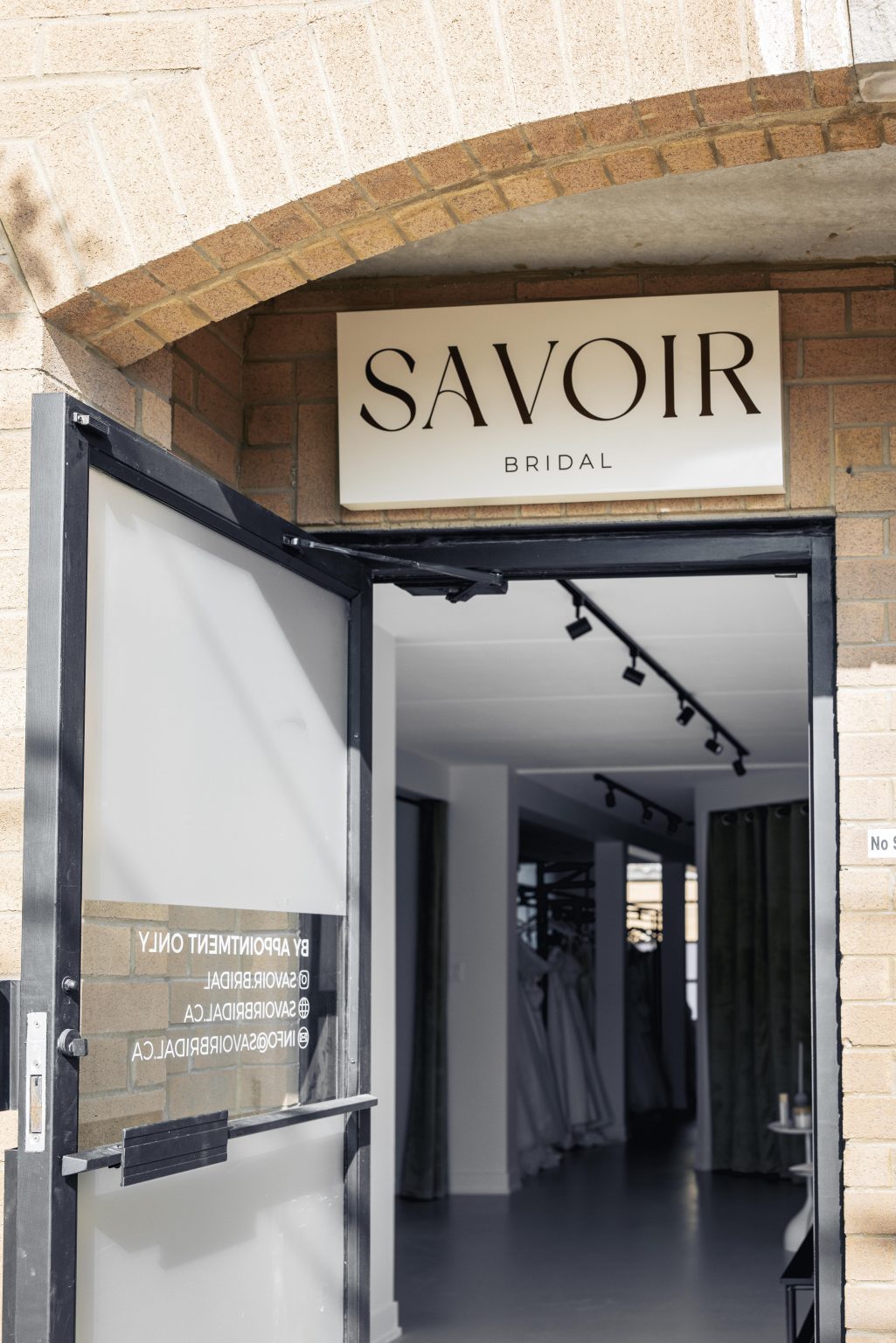 Savoir Bridal | Bridal Shop Toronto | Luxury Wedding Dresses